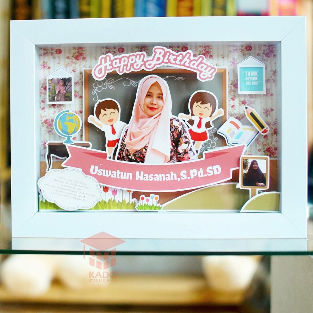 Jual Hadiah Wisuda Scrapframe Birthday 3D - Kado Wisudaku