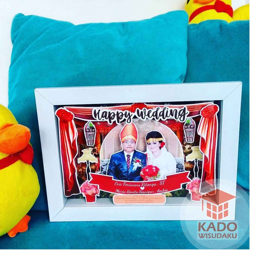 Buat Scrapframe Pernikahan Sunda Kado Wedding - Kado Wisudaku