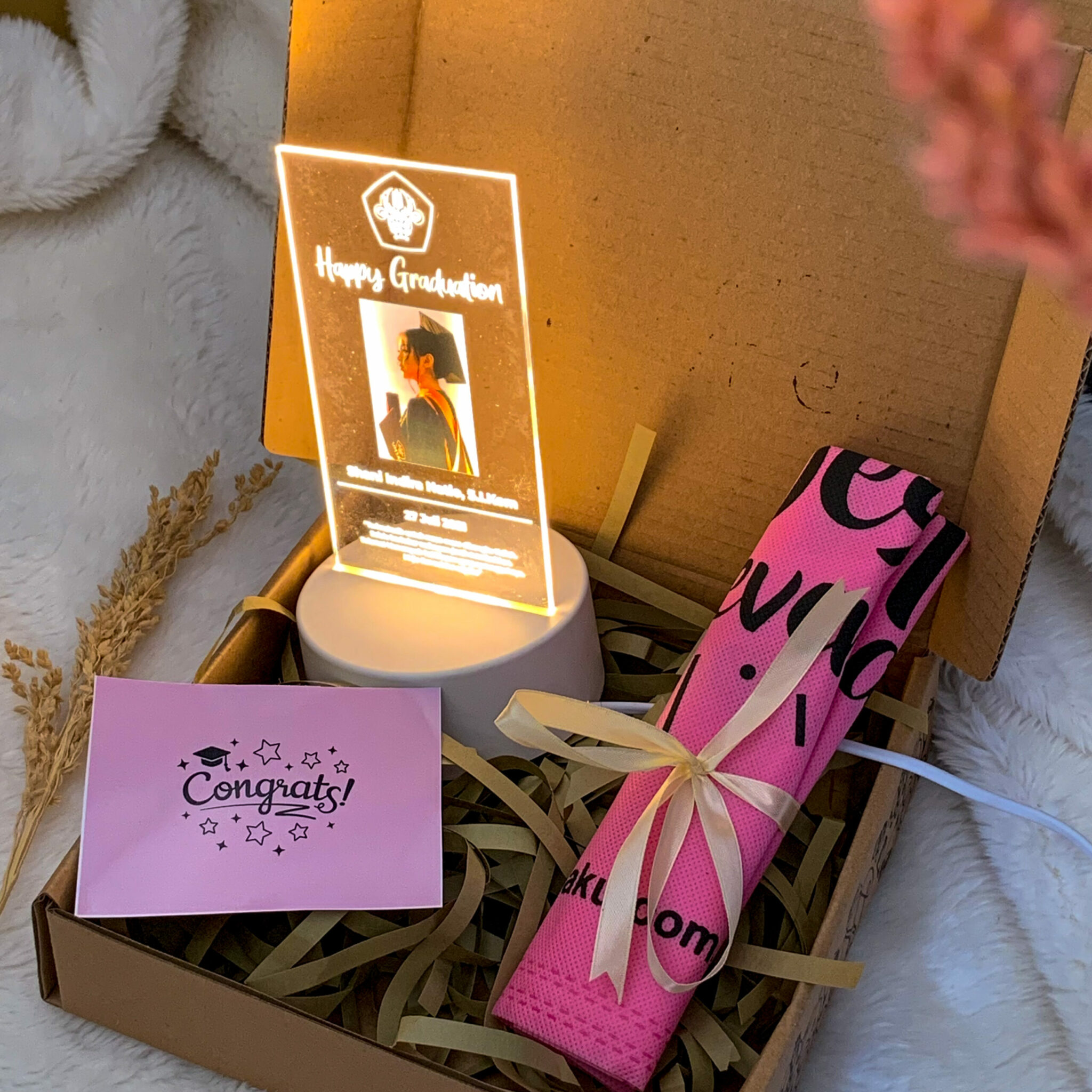 Gift Box Lampu LED Kado Wisuda - Kado Wisudaku