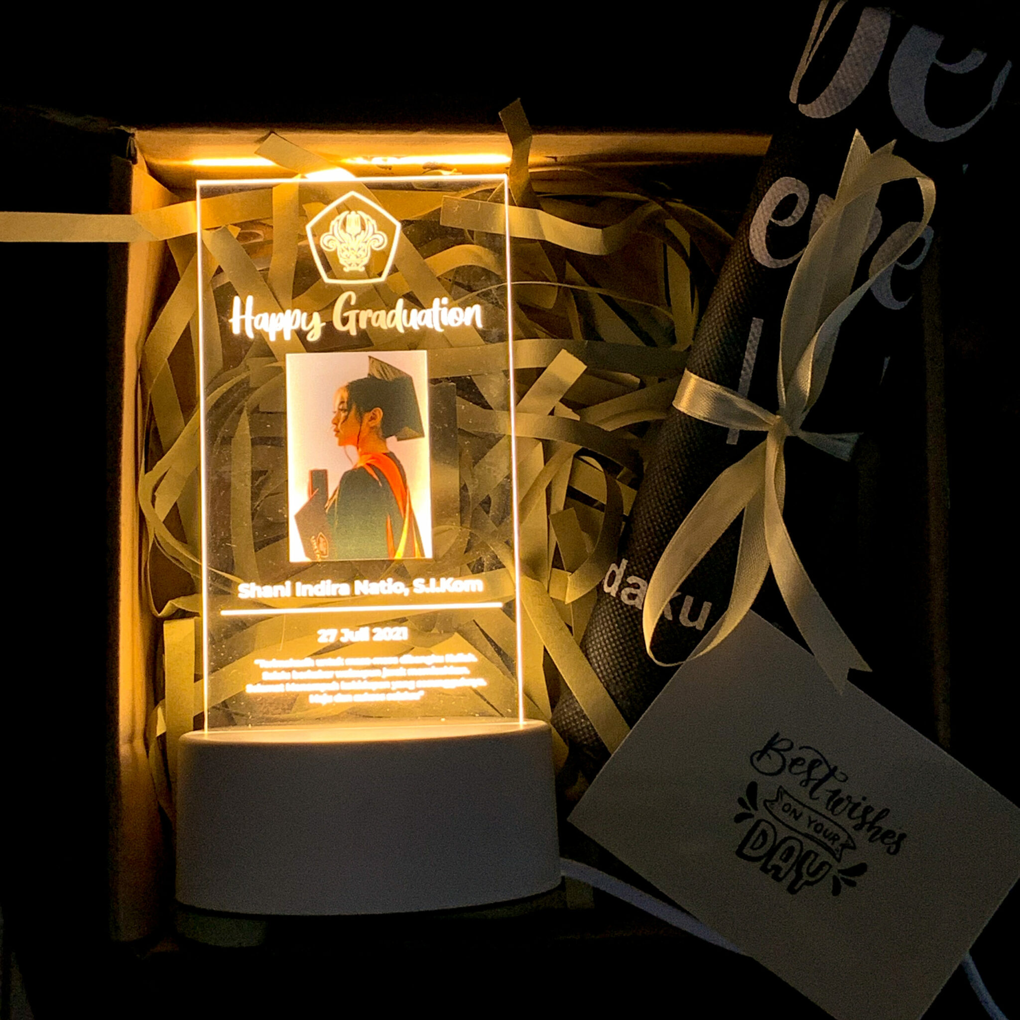 Gift Box Lampu LED Kado Wisuda - Kado Wisudaku