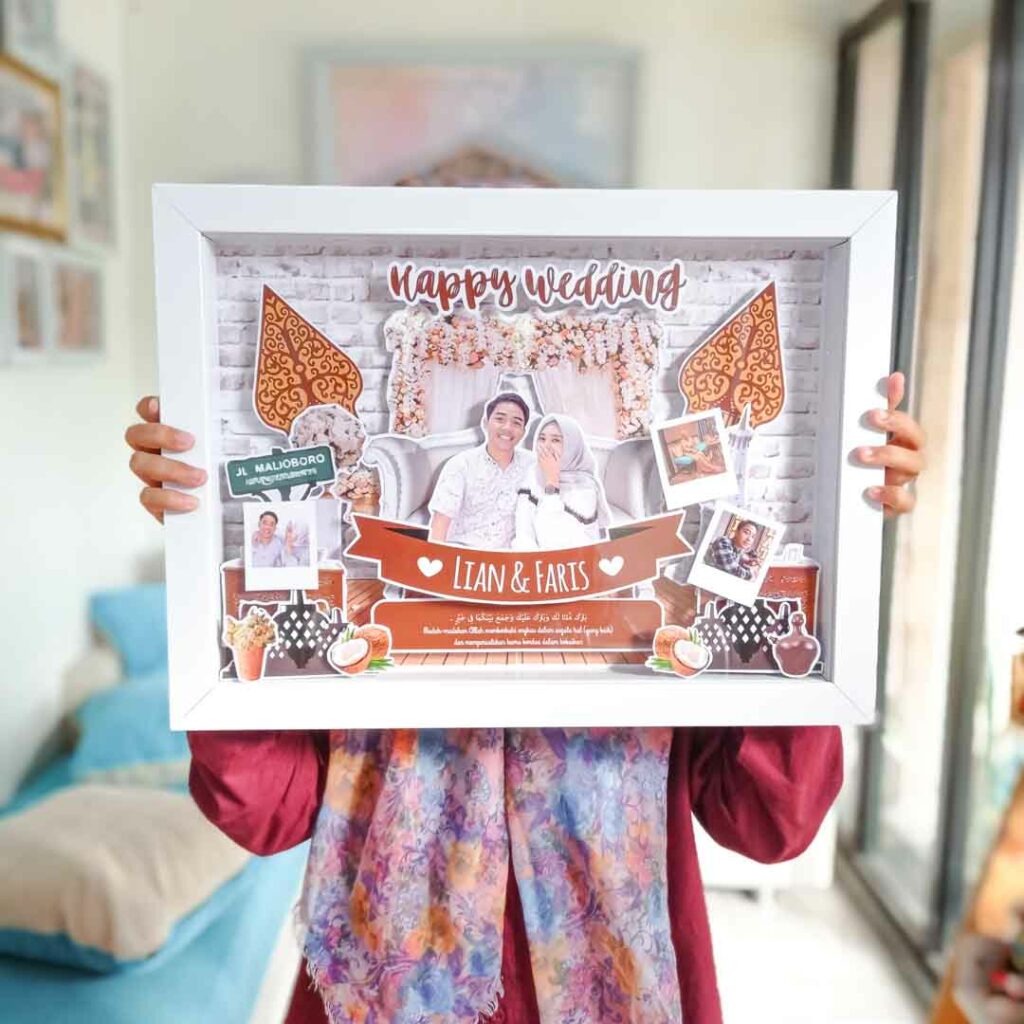 Scrapframe 3D Jumbo A3 Kado Pernikahan - Kado Wisudaku
