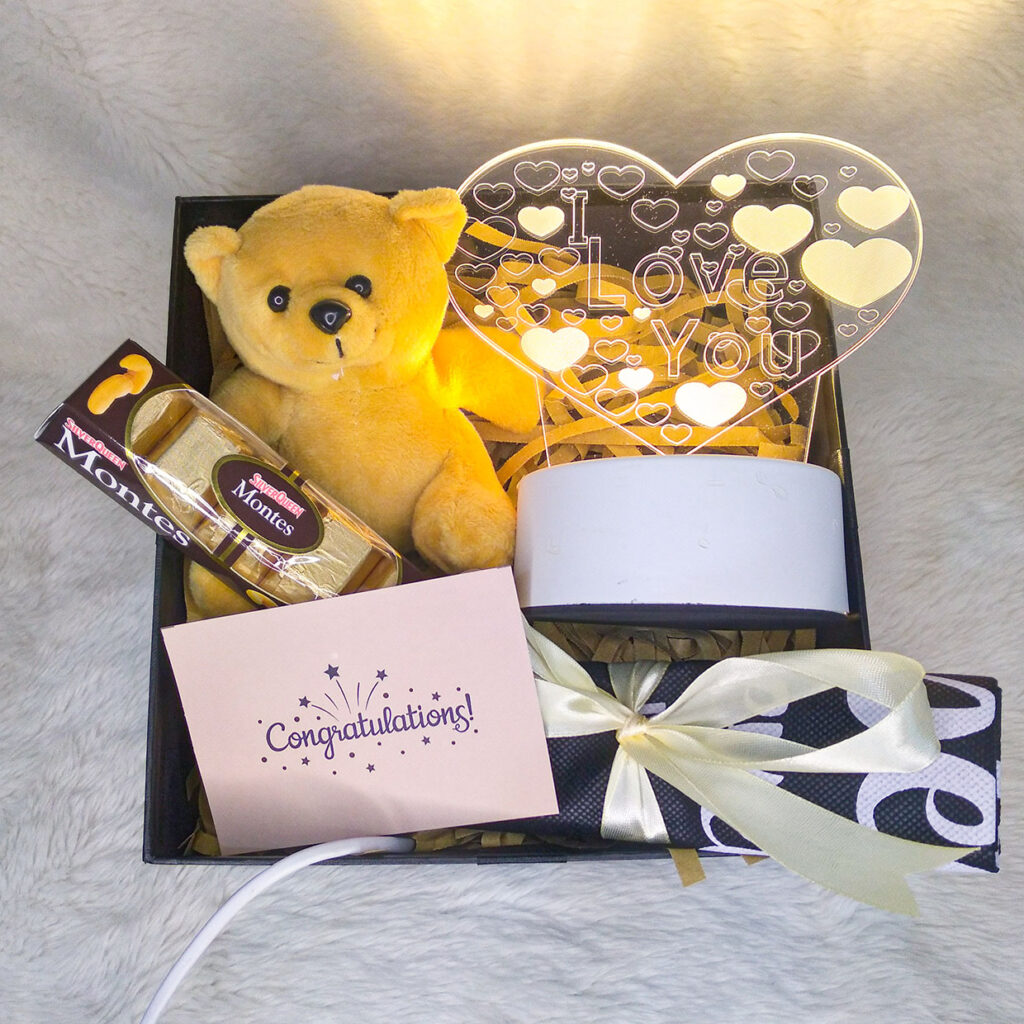 Gift Box Eksklusif Lampu LED I Love You - Kado Wisudaku