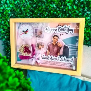 Jam Frame A4 Bunga Kering Kado Ulang Tahun Couple
